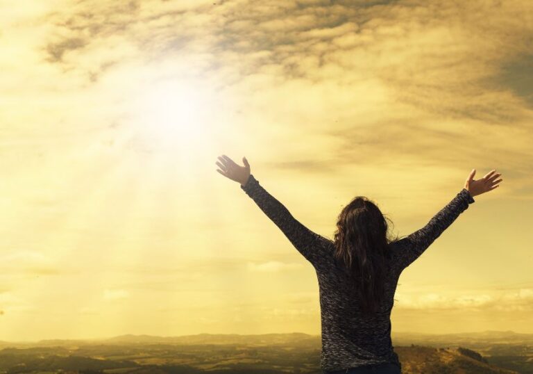 25 Powerful Symbols of Hope and What They Mean